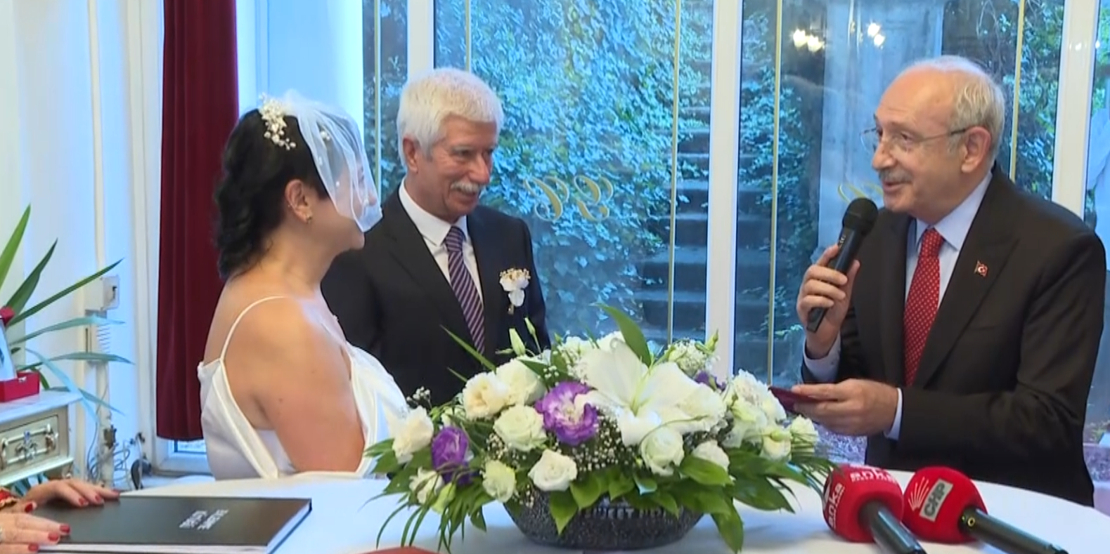 Semra Topçu ve Faruk Bildirici'nin mutlu günü! Kılıçdaroğlu şahitlik yaptı