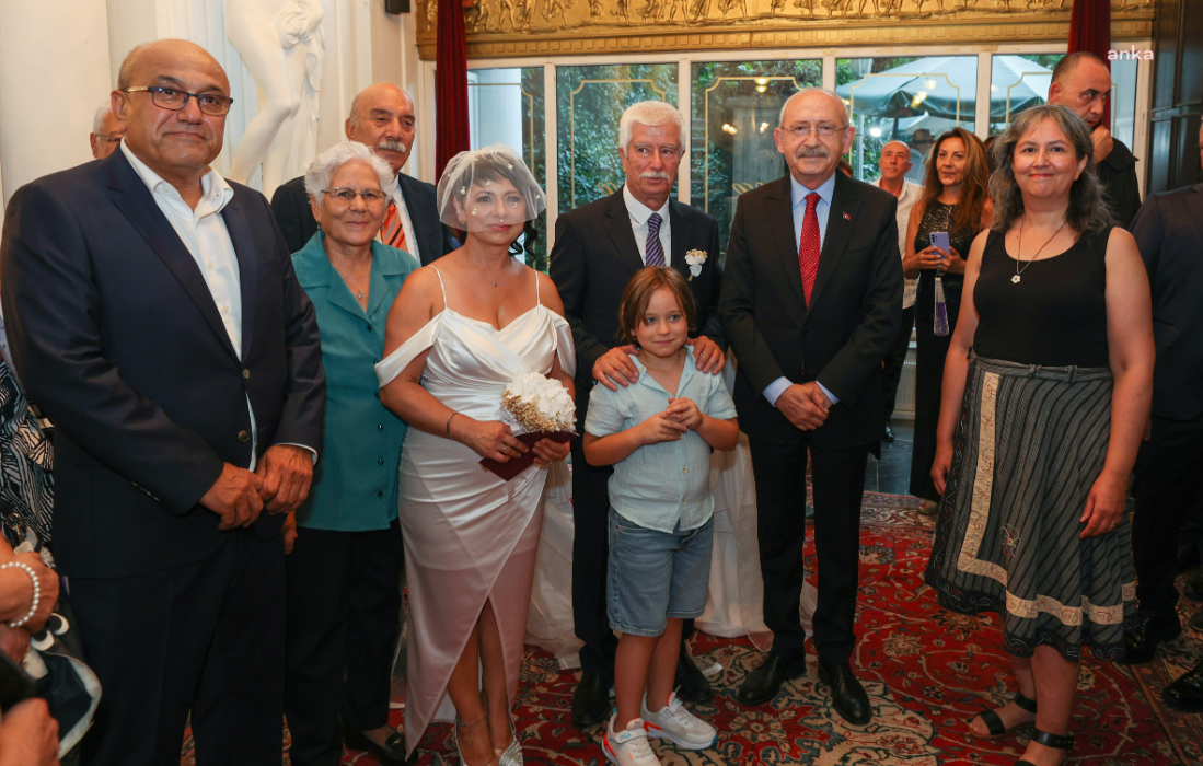 Semra Topçu ve Faruk Bildirici'nin mutlu günü! Kılıçdaroğlu şahitlik yaptı