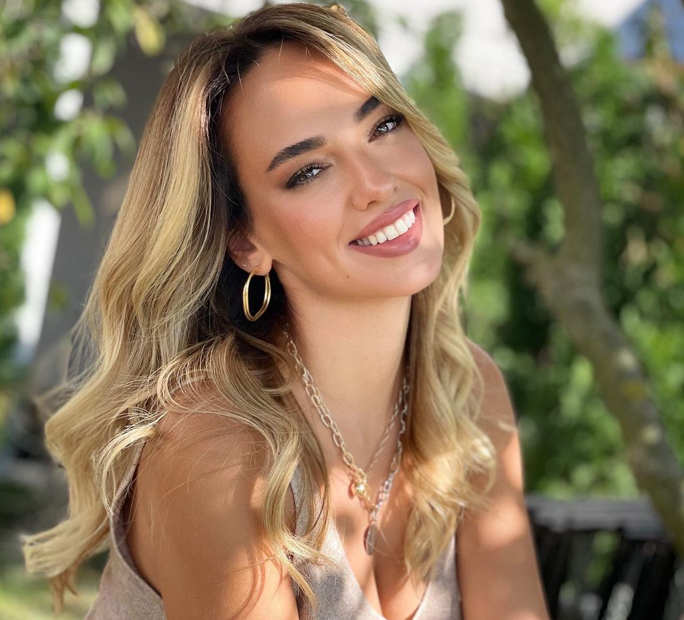 Seda Bakan'dan kızıyla birlikte 'Kandil' pozu!